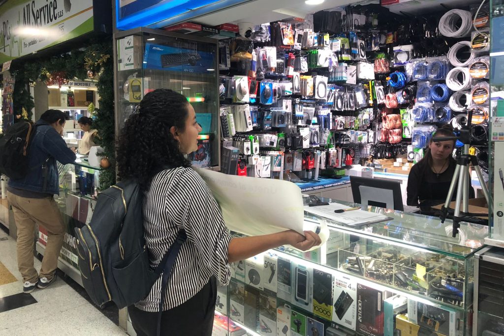 Sensibilización en Centros Comerciales de Tecnología - Reverse Logistics Group